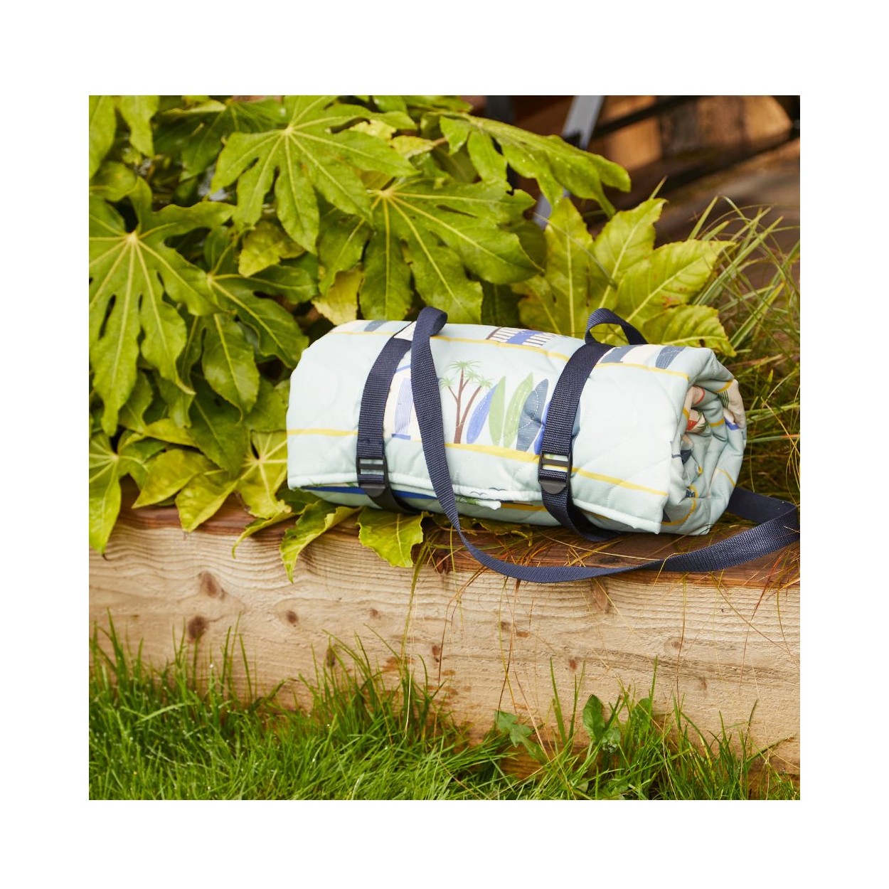 Wholesale Picnic Rugs - Newbury Quilted Picnic Rug - Surf Shack